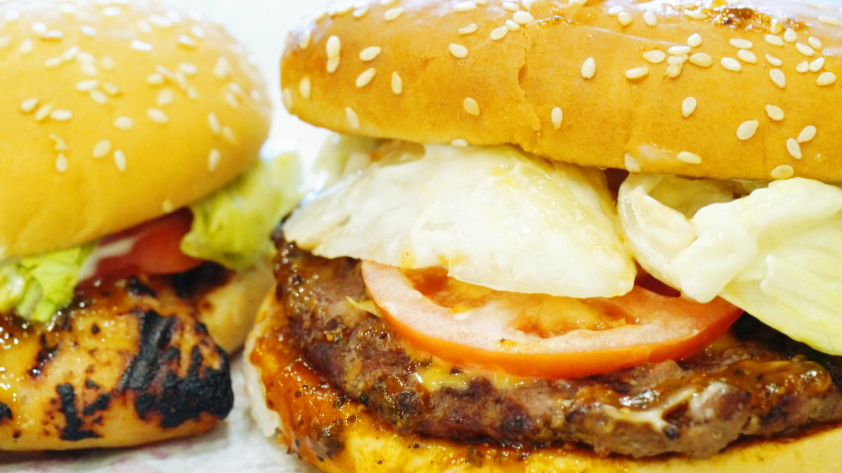 ジャマイカの味でヒーヒーする「ANGRY J WHOPPER」「ANGRY J CHICKEN」を食べてみた - GIGAZINE