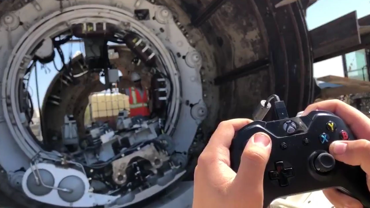 The drilling company of Earon Mask utilizes the Xbox controller for ...