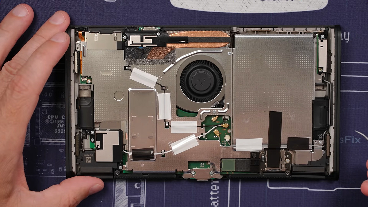 A video showing the Nintendo Switch 2 being disassembled has already ...