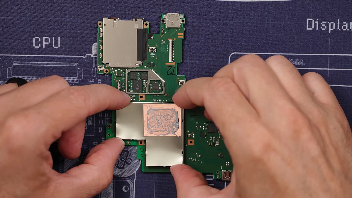 A video showing the Nintendo Switch 2 being disassembled has already ...